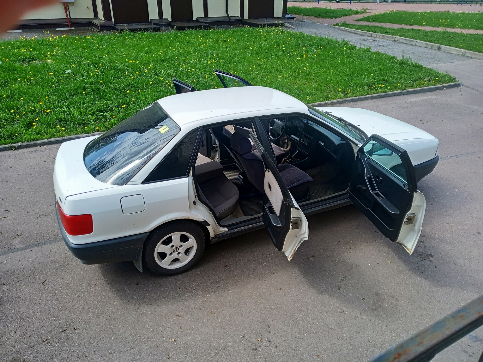 Проблема — Audi 80 (B3), 1,8 л, 1987 года | поломка | DRIVE2