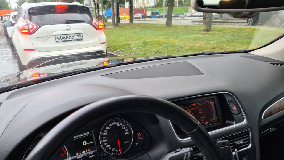 Лобовое стекло. — Audi Q5 (1G), 2 л, 2010 года | визит на сервис | DRIVE2