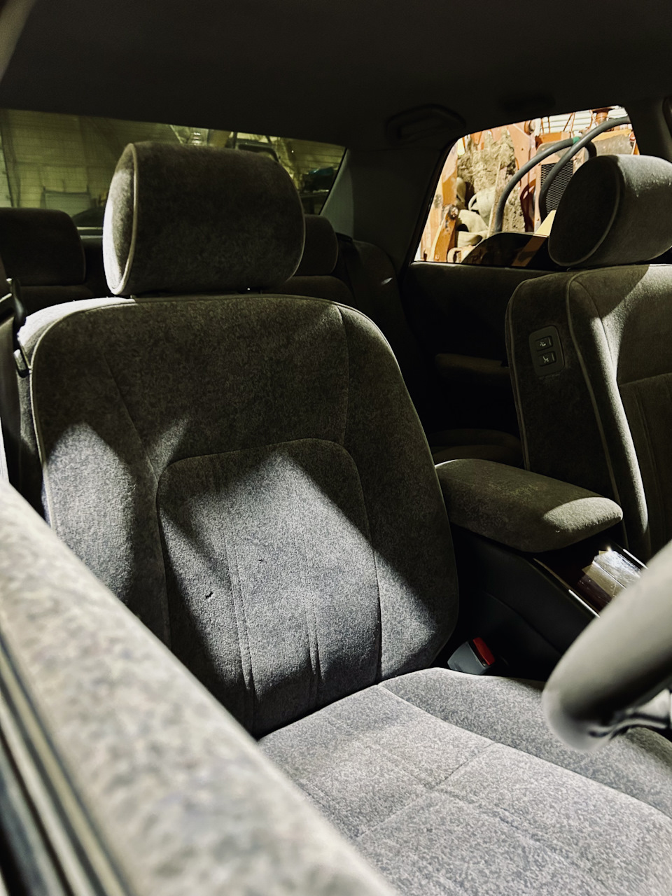 Фотографии — Toyota Crown (S150), 2,4 л, 1999 года | фотография | DRIVE2