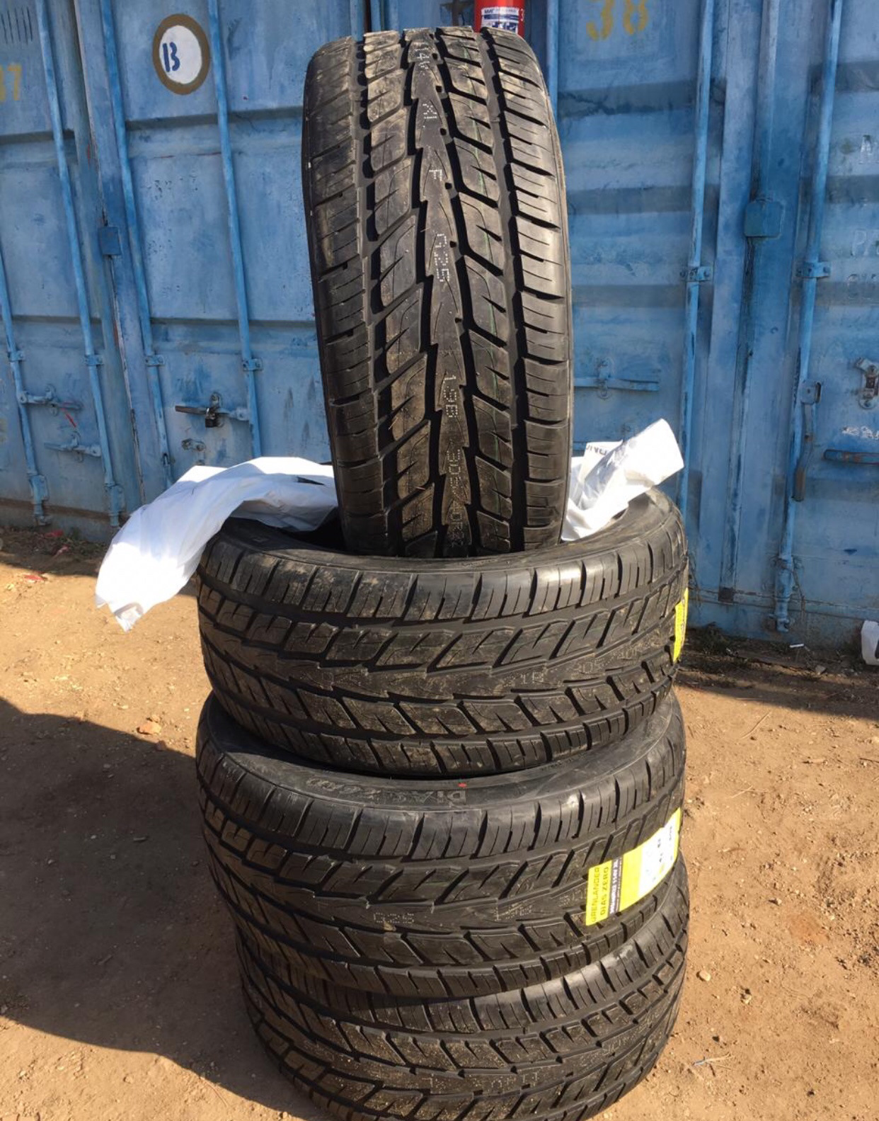 ⚫️ Колёса 22 ⚫️ Резина — GMC Yukon (GMT800), 6 л, 2004 года | шины | DRIVE2