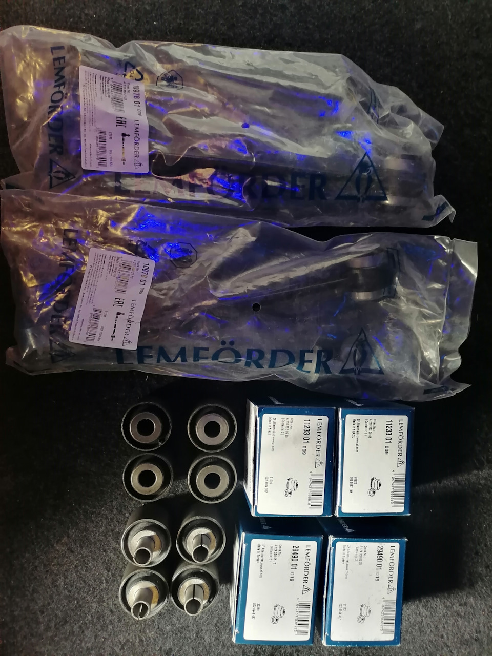 Замена сайлентблоков задних рычагов (первая замена за 22 года ...