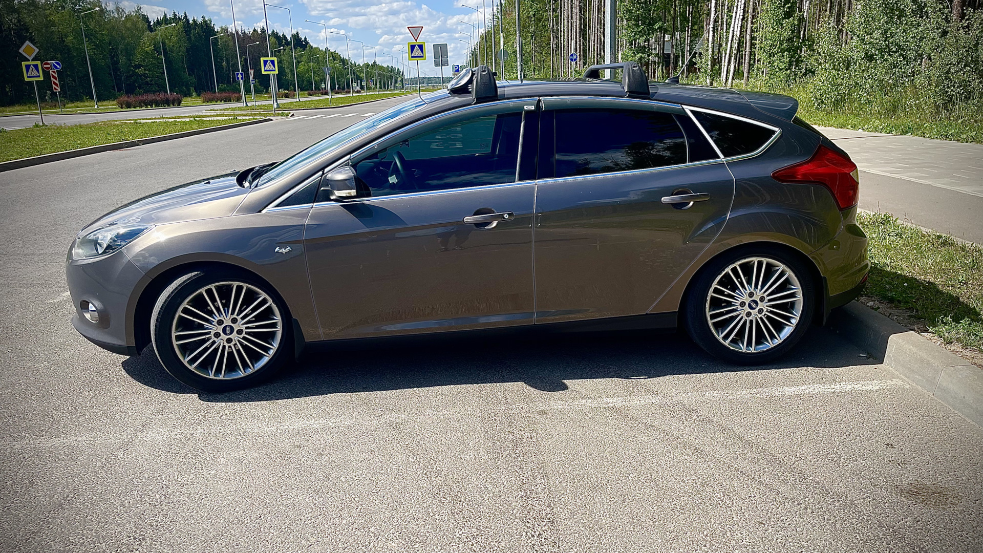 Диски 18-е на форд фокус 3 — Ford Focus Hatchback III, 1,6 л, 2011 года ...