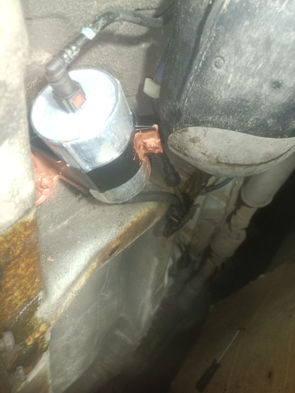 Замена топливного фильтра. — SsangYong Actyon (2G), 2 л, 2012 года ...