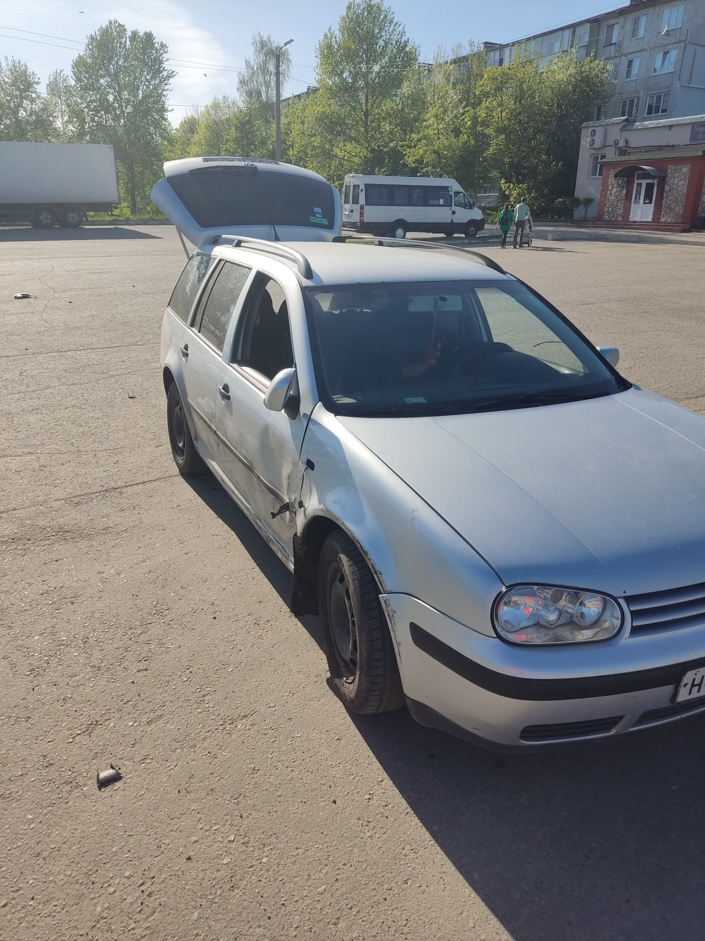 Горечь… — Volkswagen Golf Variant (Mk4), 1,4 л, 2003 года | ДТП | DRIVE2