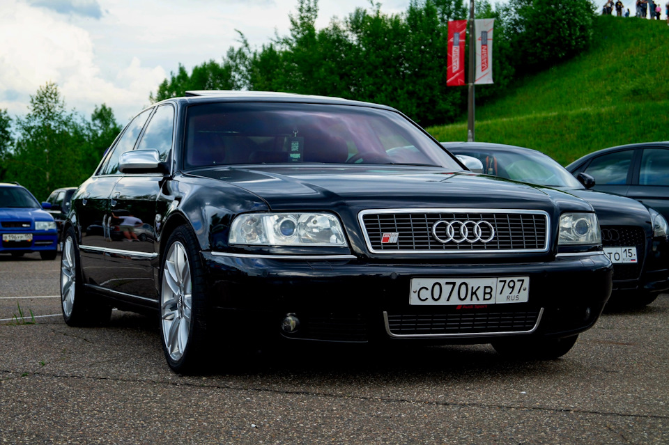 Vagburg 2025. — Audi S8 (D2), 4,2 л, 2000 года | встреча | DRIVE2