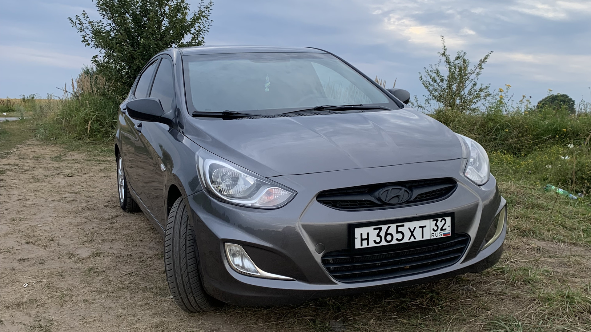 Hyundai Solaris 1.6 бензиновый 2013 | Solyarka на DRIVE2