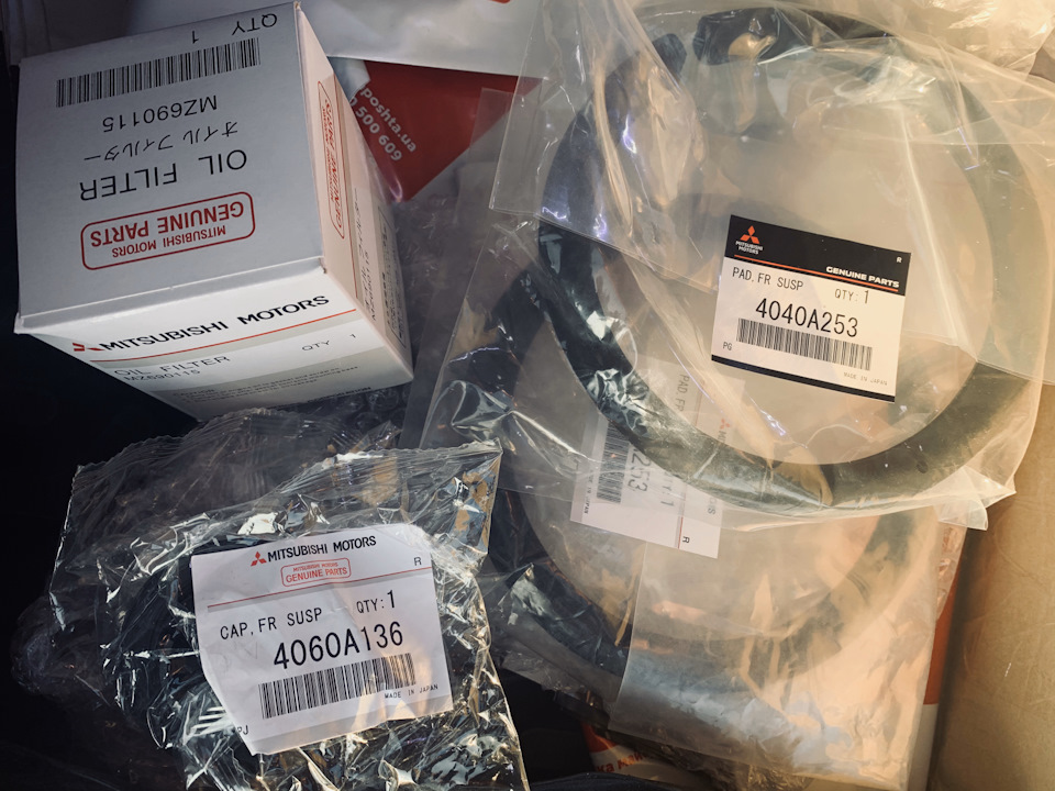 #10. Жидкости. Тормоза. — Mitsubishi Lancer X, 2 л, 2008 года | визит ...