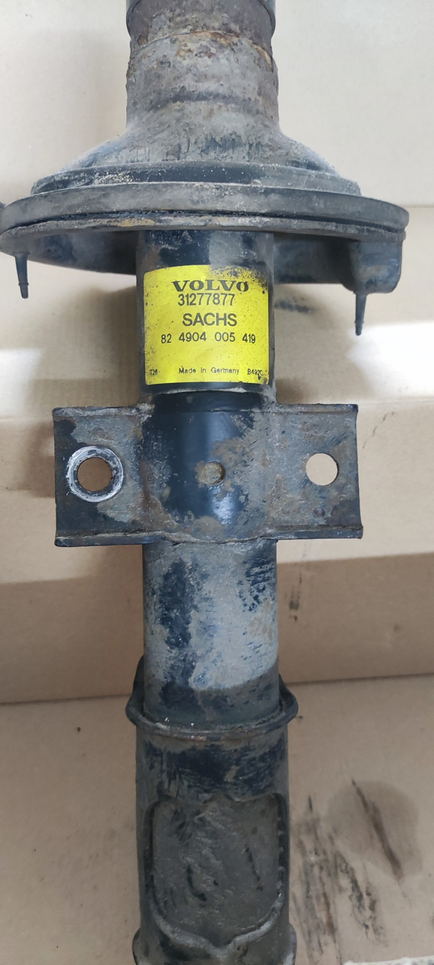 31277877 Амортизатор Volvo | Запчасти на DRIVE2