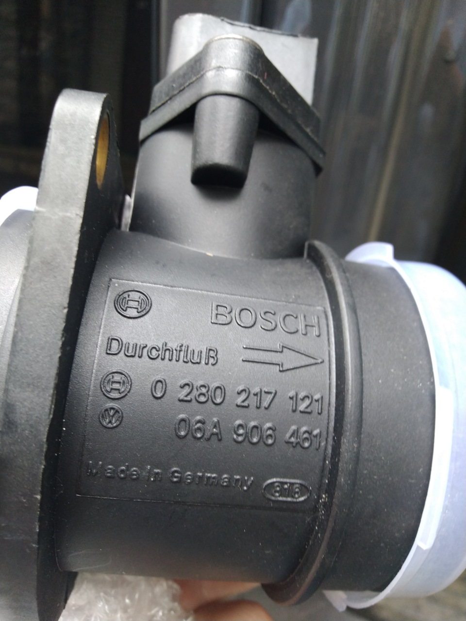 0280217121 ДАТЧИК МАССОВОГО РАСХОДА ВОЗДУХА BOSCH | Запчасти на DRIVE2