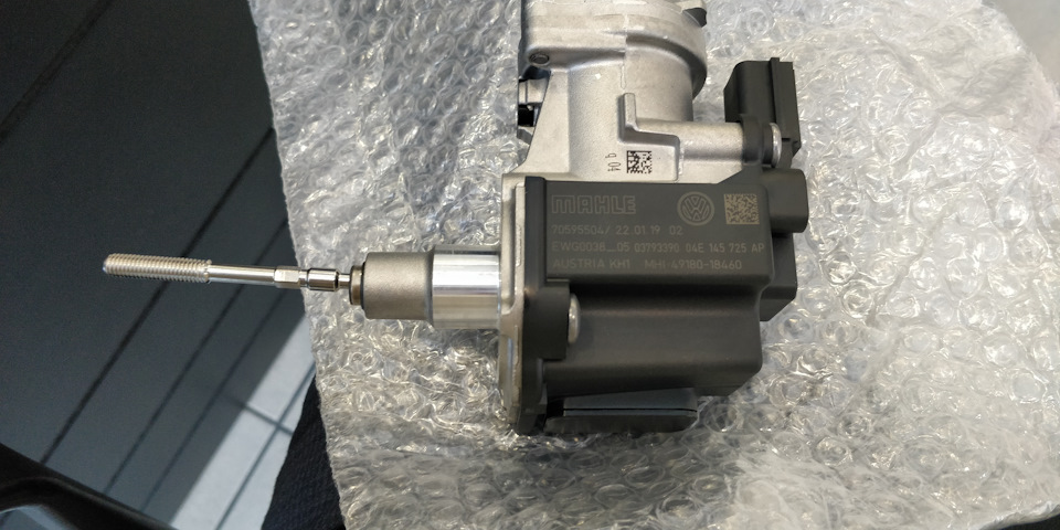 Смена актуатора турбины. — Audi A3 Sedan (8V), 1,4 л, 2013 года ...