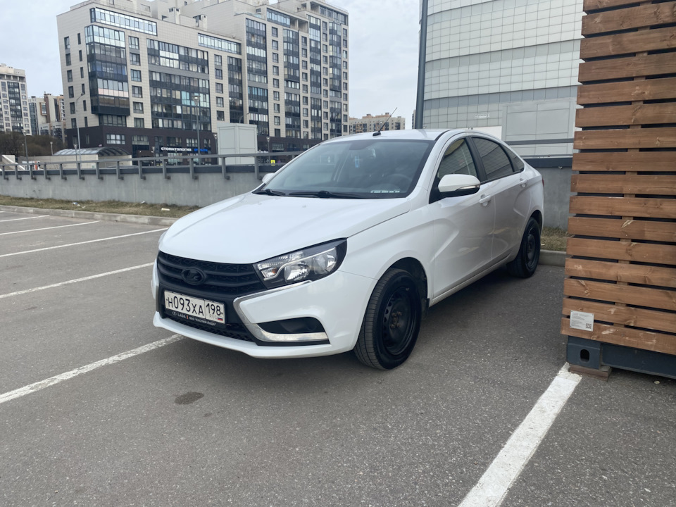 Led лампы дальнего заднего стоп сигналы Веста плюшки — Lada Vesta