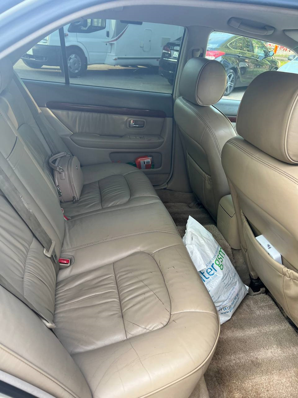 19. Перетяжка сидений, подлокотника и руля / Part 1 — Toyota Progres, 2 ...