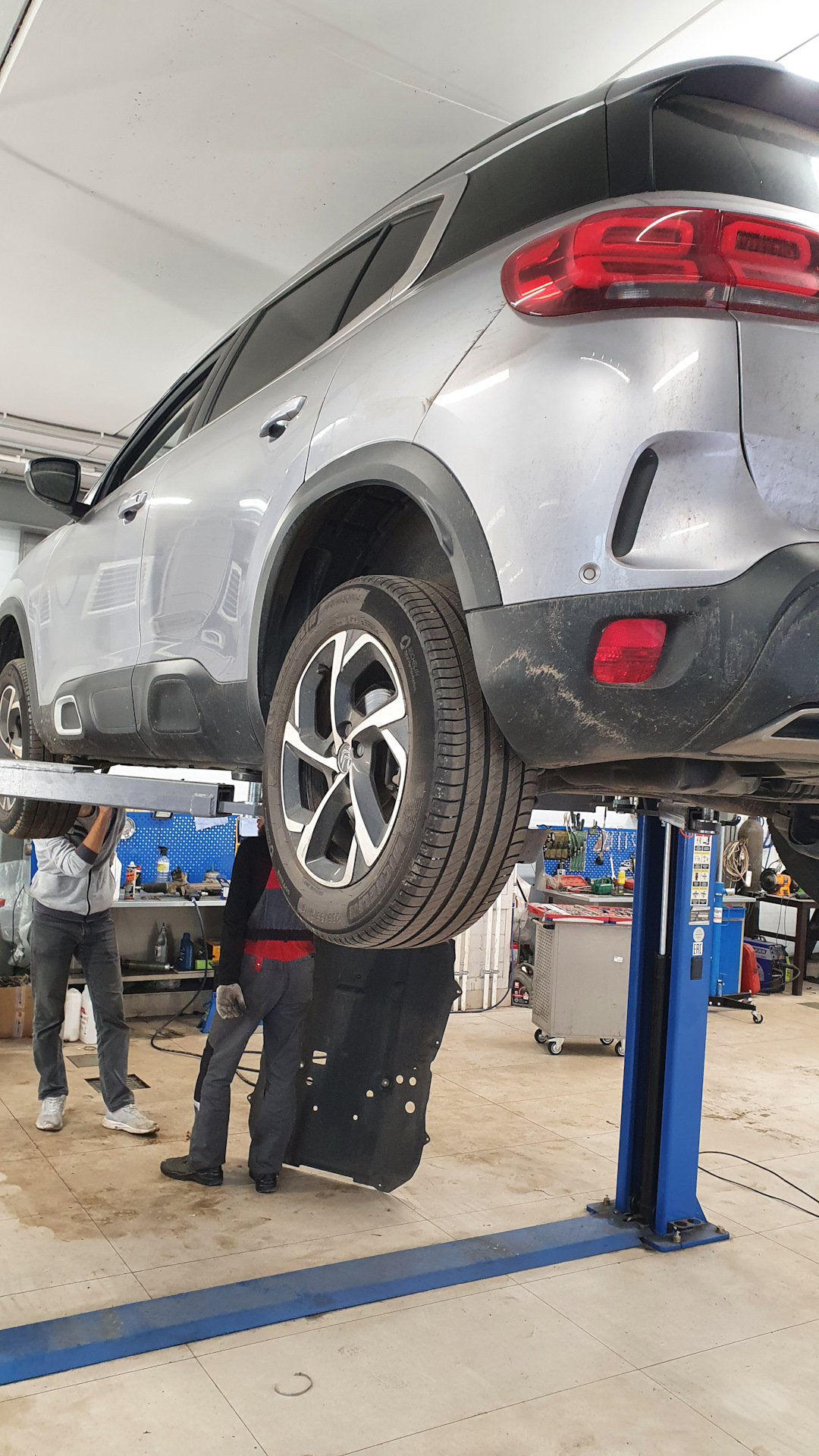 Номер двигателя BlueHDi 1.5 с AdBlue (DV5RC) — Citroen C5 Aircross, 1,5 ...