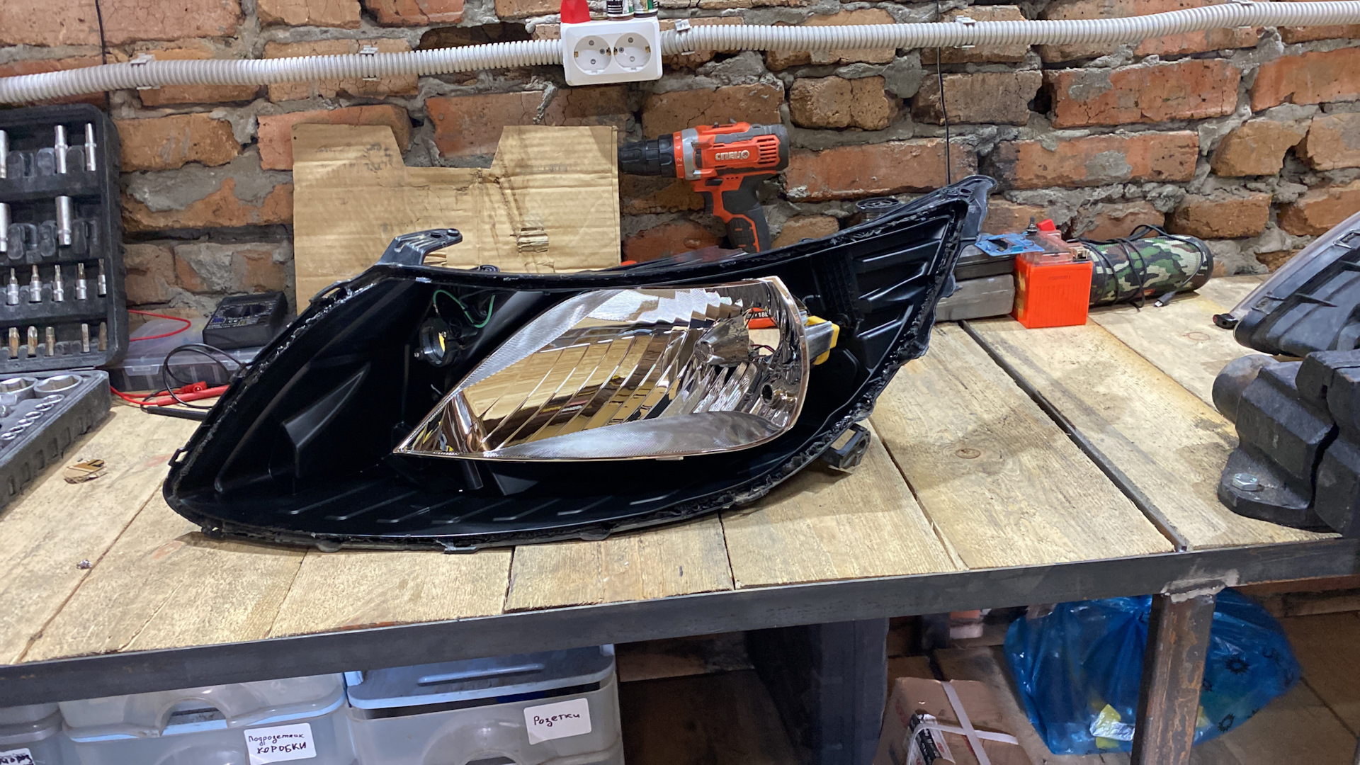 Линзы BiLed — KIA Rio (3G), 1,6 л, 2012 года | тюнинг | DRIVE2