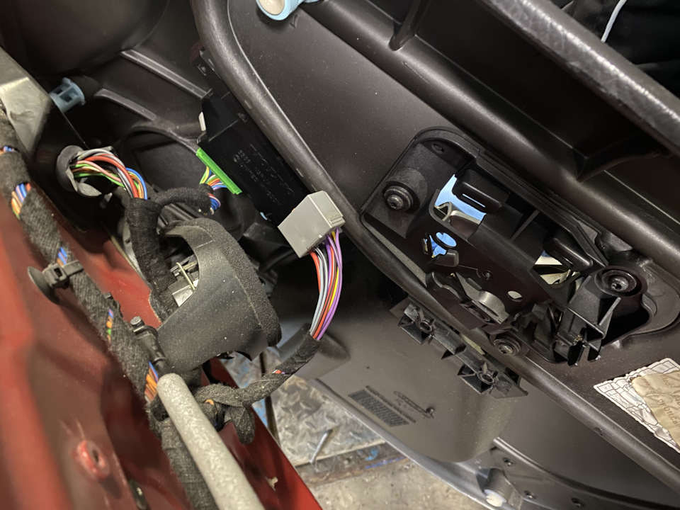 Шум от переднего динамика. Причины. Устранение — Volvo XC90 (1G), 4,4 л ...