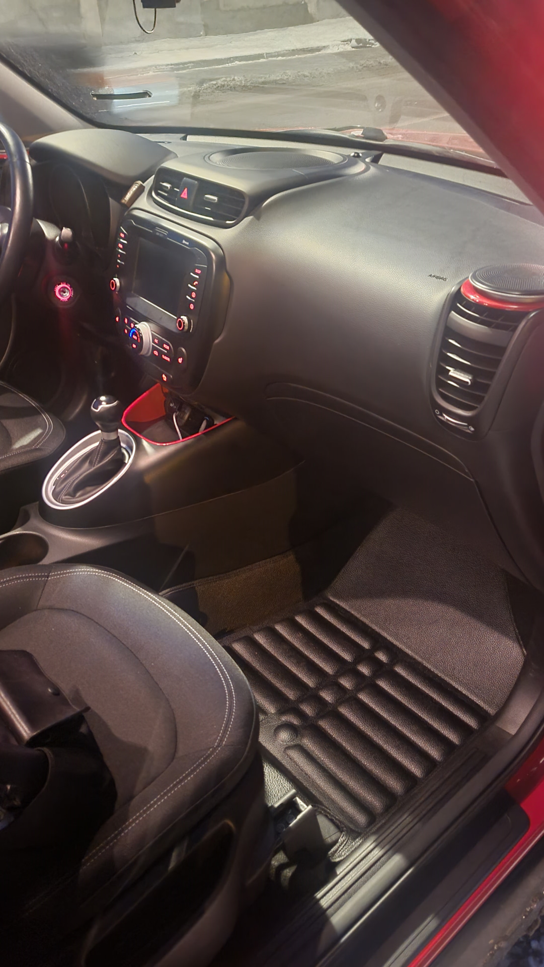 Косметичка и прочие радости;) — KIA Soul (2G), 1,6 л, 2018 года ...