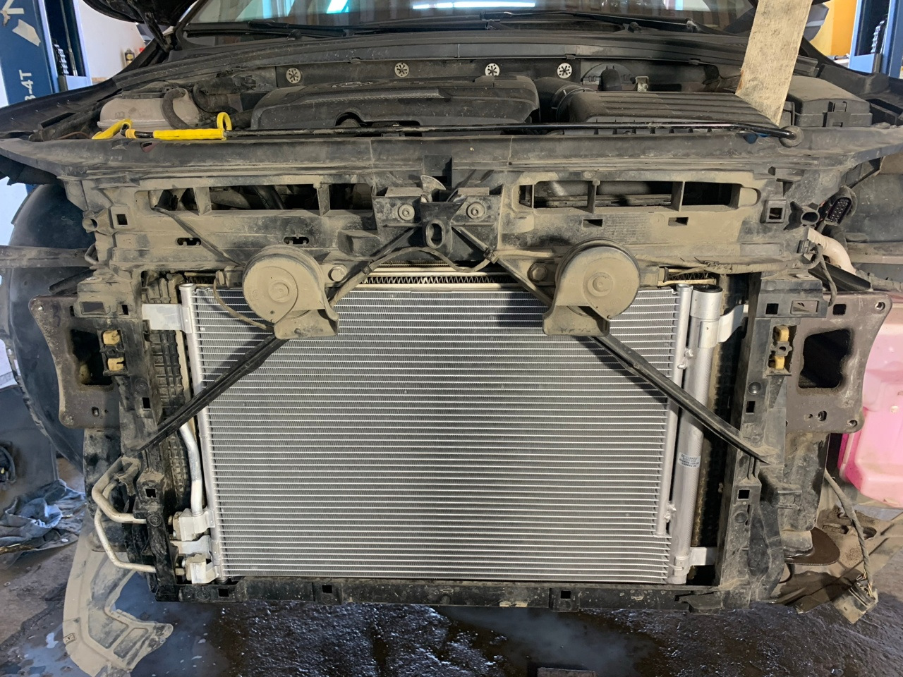 Замена радиатора кондиционера — Skoda Octavia A7 Mk3 1 8 л 2018 года