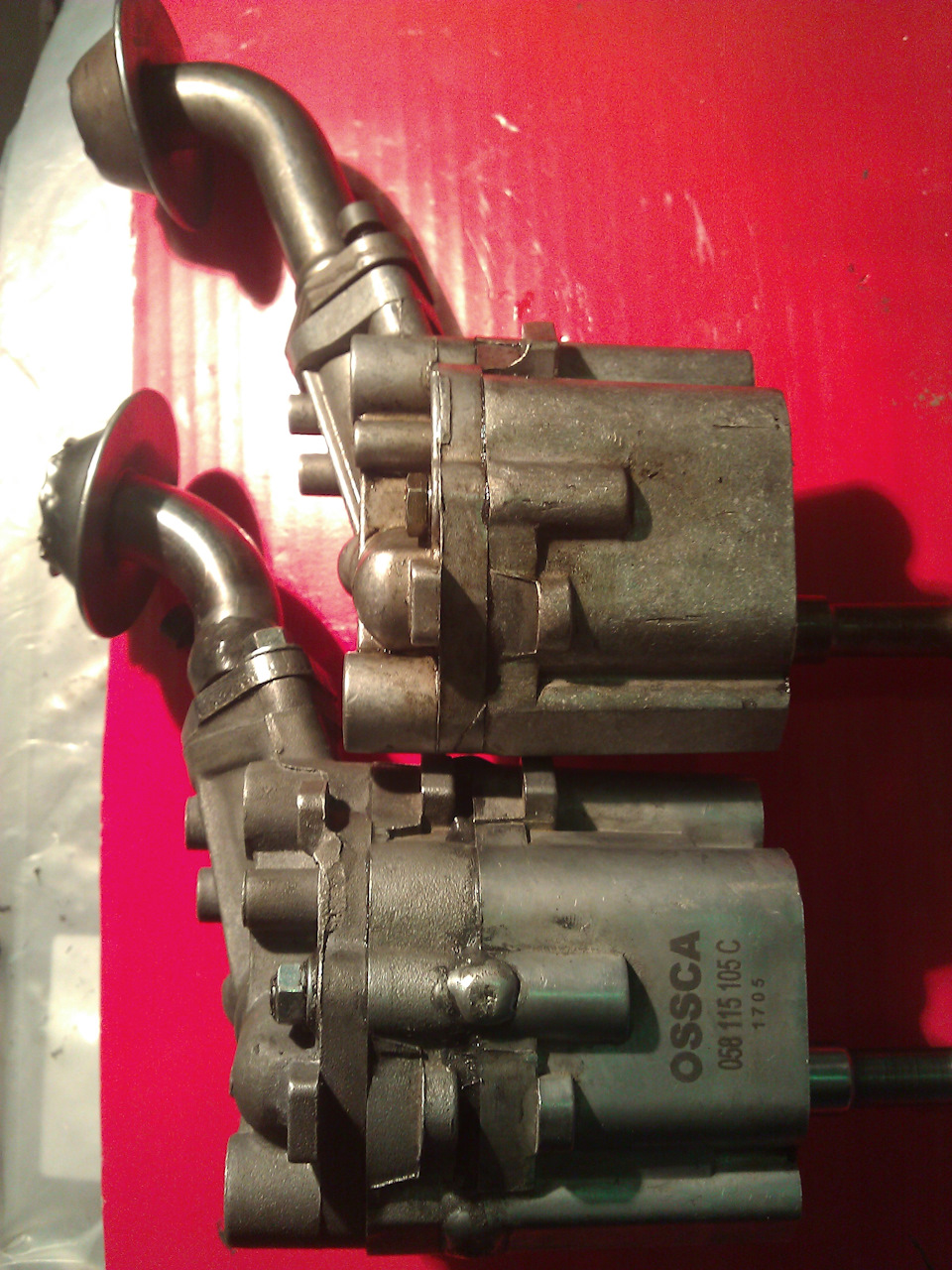 058115105C Насос масляный / AUDI A-4, A-6 VW Passat-V 1.8/1.8T 95~ VAG ...