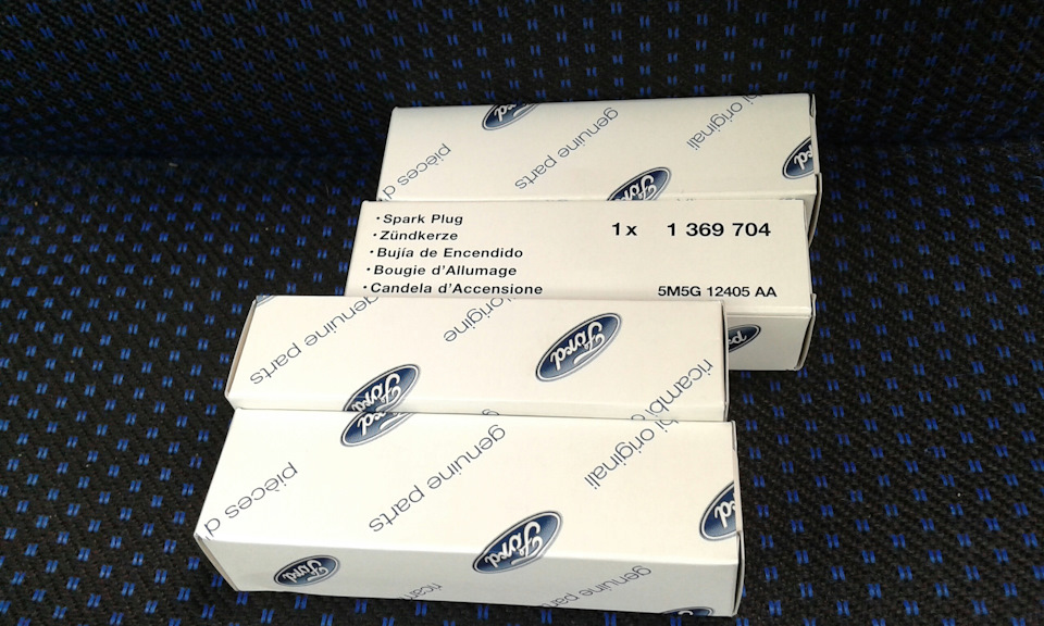 Замена свечей — Ford Focus Hatchback II, 2 л, 2007 года | запчасти | DRIVE2