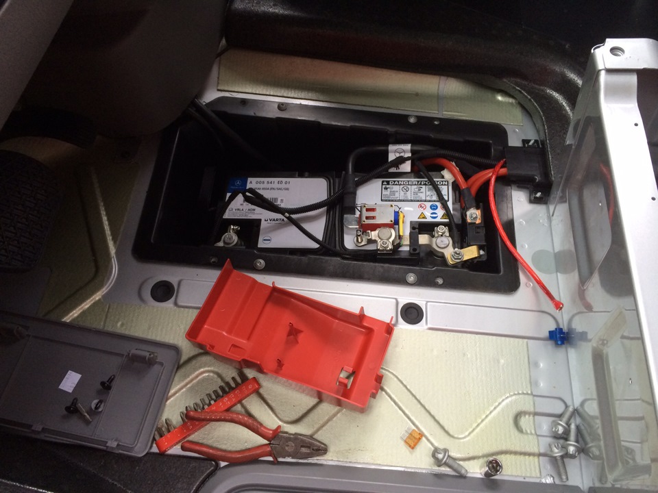 A0055411001 Стартерная аккумуляторная батарея Mercedes | Запчасти на DRIVE2