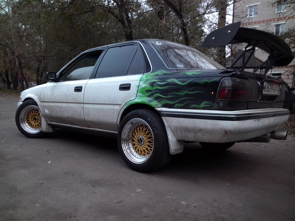 Новенькие фото… про старенькое. — Toyota Corolla (90), 2 л, 1990 года ...