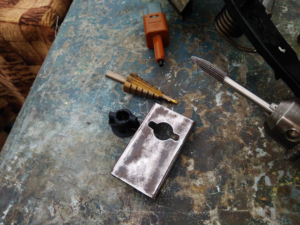 Педаль сцепления под концевик — Nissan Note (1G), 1,6 л, 2008 года ...