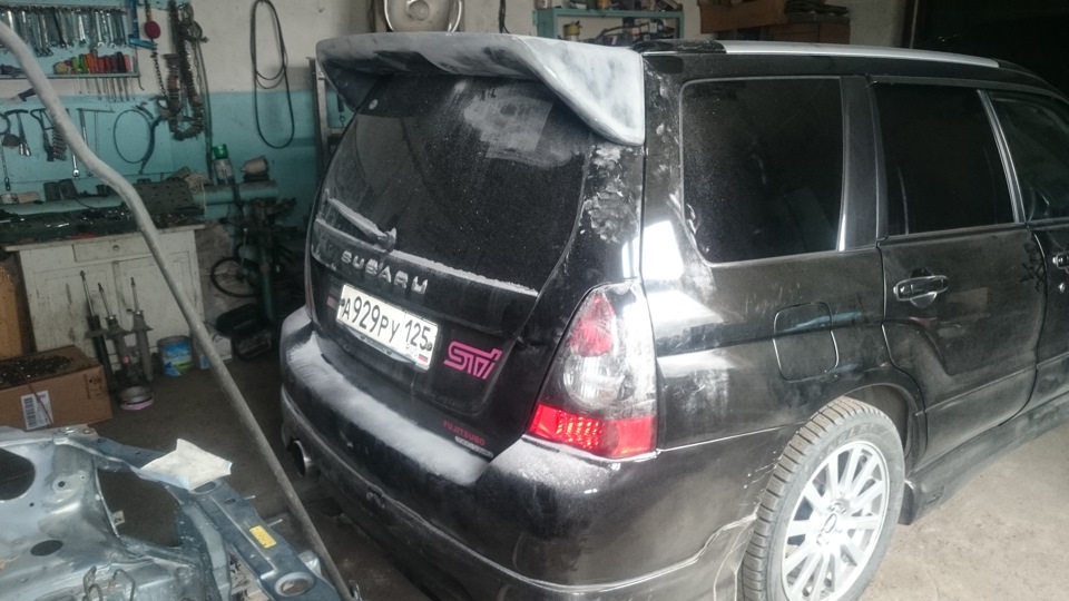 спойлер Syms — начали установку — Subaru Forester (SG), 2 л, 2003 года ...