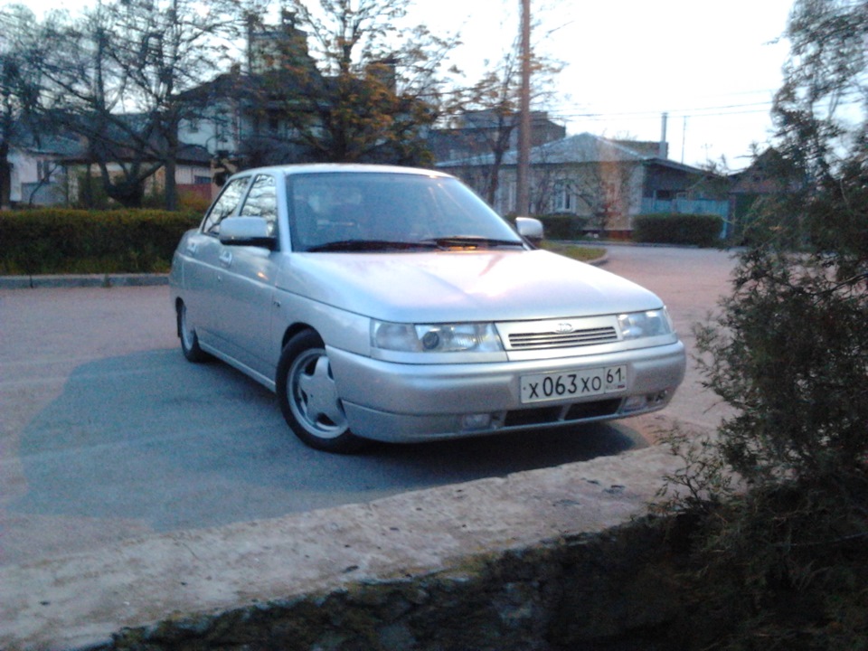 пару фото с прогулки — Lada 21102, 1,5 л, 2002 года | фотография | DRIVE2