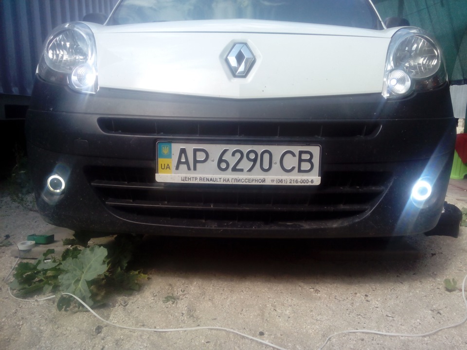 Противо туманки — Renault Kangoo (2G), 1,5 л, 2011 года | аксессуары ...