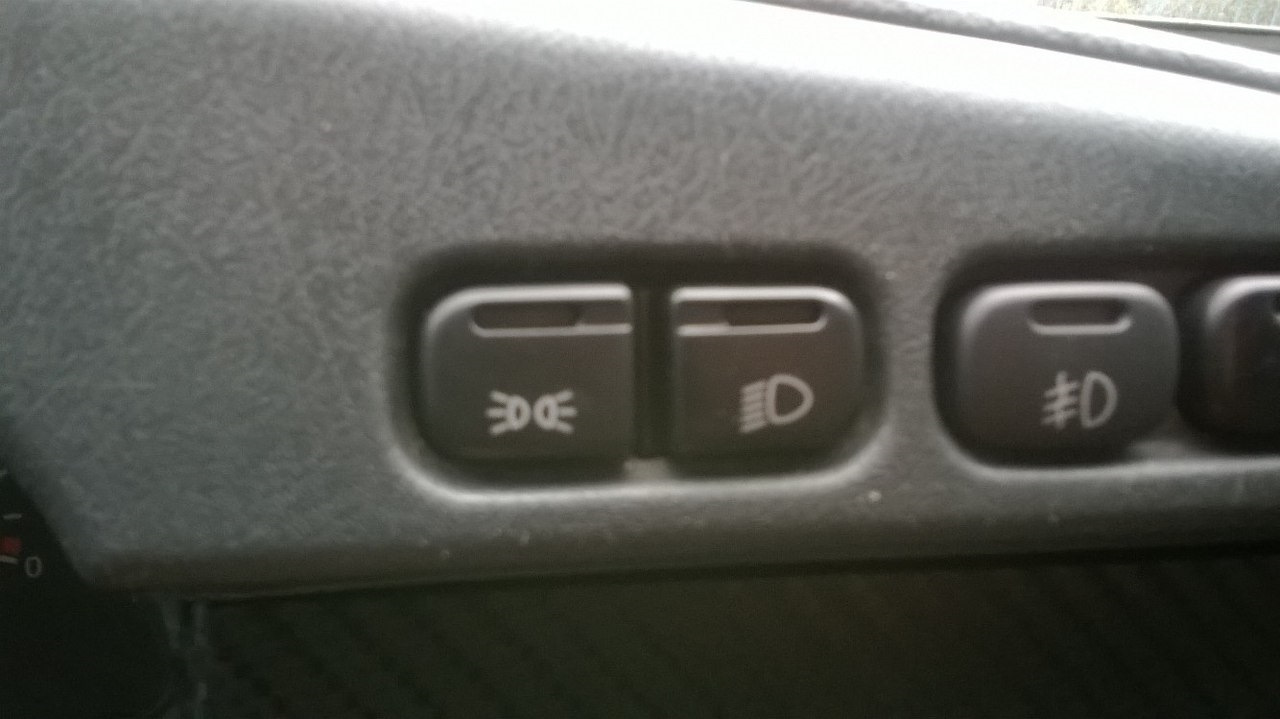 Help! и кнопка включения ближнего света. — Lada 2115, 1,5 л, 2006 года ...