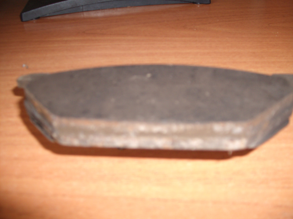 Поменял передние колодки — Volkswagen Polo Sedan, 1,6 л, 2011 года ...