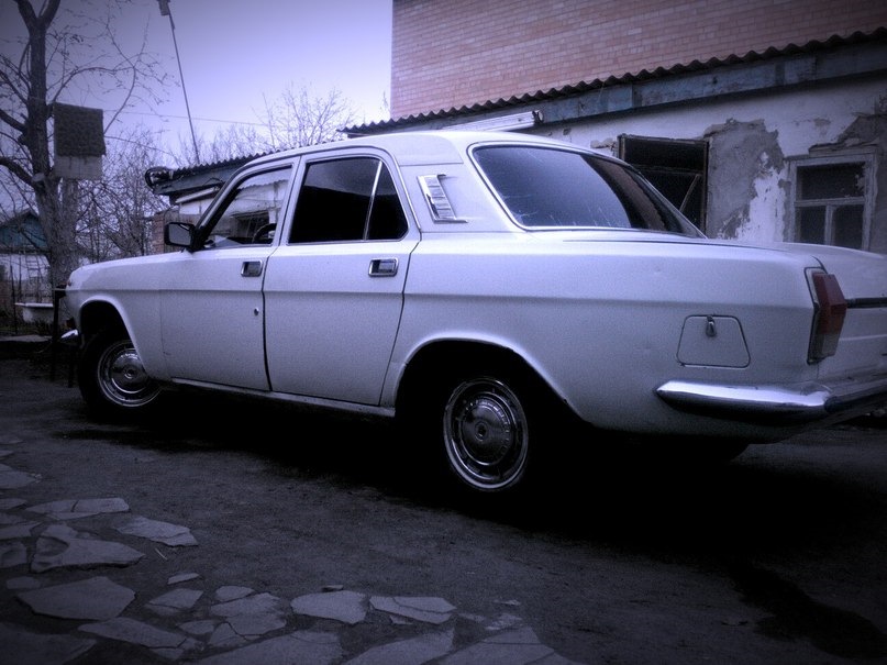"залило немного" — ГАЗ 2410, 2,4 л, 1991 года | поломка | DRIVE2