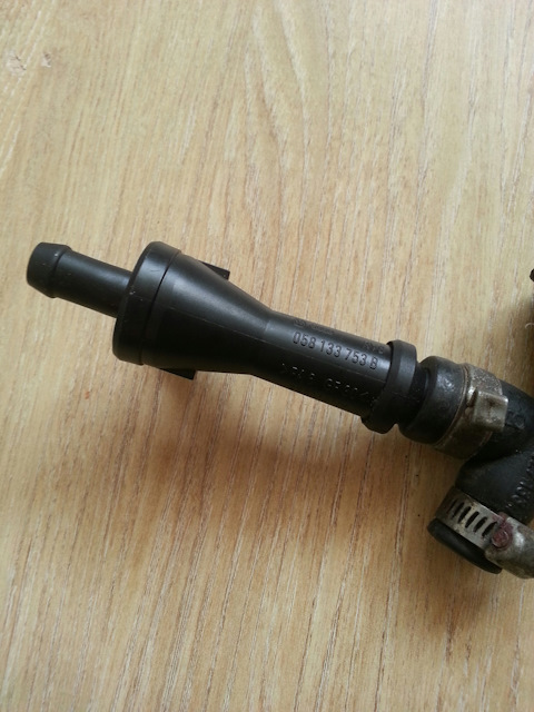 058133753B Клапан системы вентиляции картера VAG | Запчасти на DRIVE2