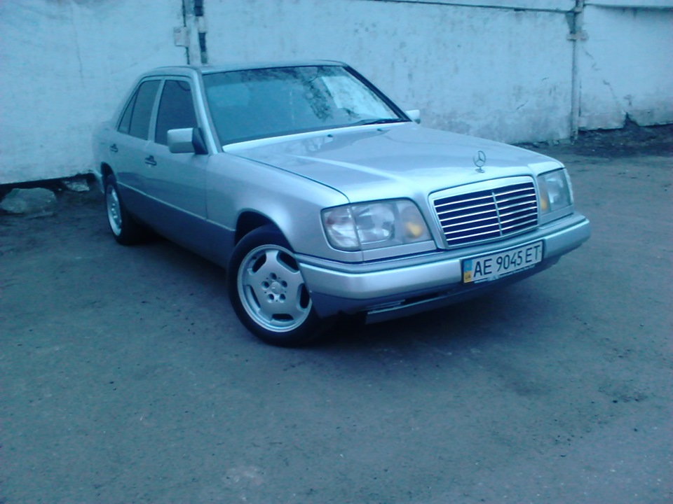 Новые диски)) — Mercedes-Benz E-Class (W124), 2,2 л, 1995 года | колёсные диски | DRIVE2
