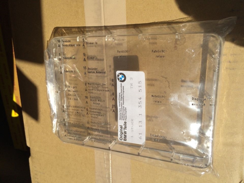 Датчик температуры, защита маховика, крышка предохранителей, цилиндр ...