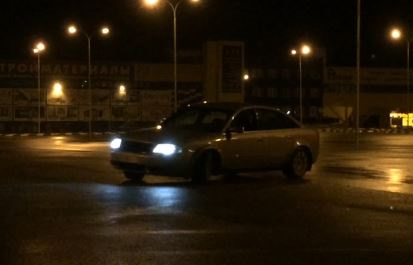 [Видео] дрифт по мокрому асфальту на полноприводном V8 — Audi S6 (C5 ...