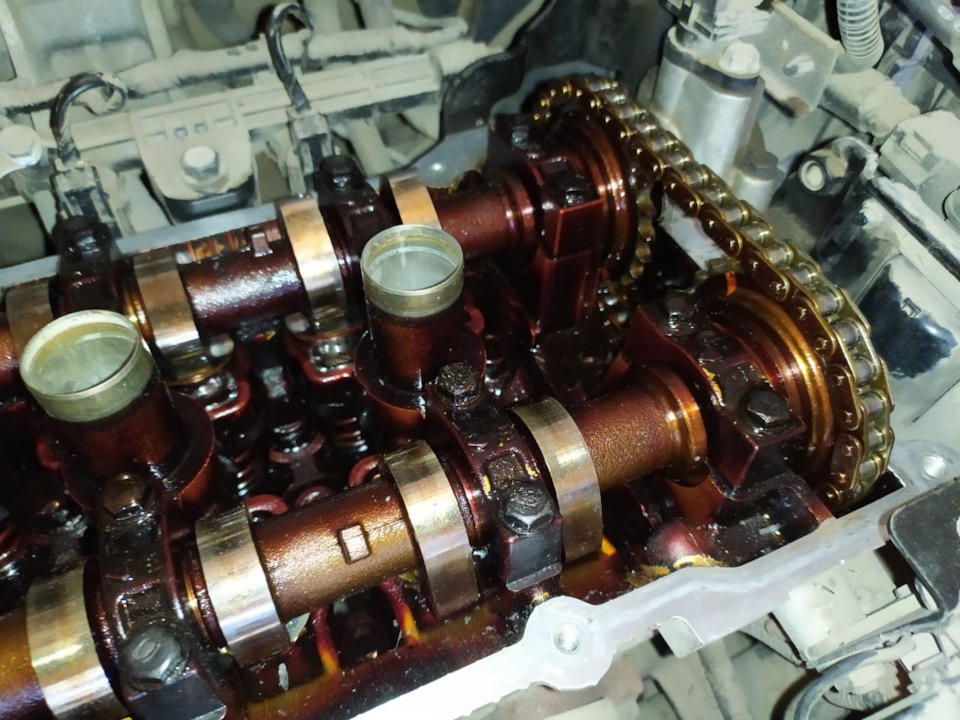 Замена прокладки клапанной крышки, свечей и ВВ проводов — KIA Rio (2G ...