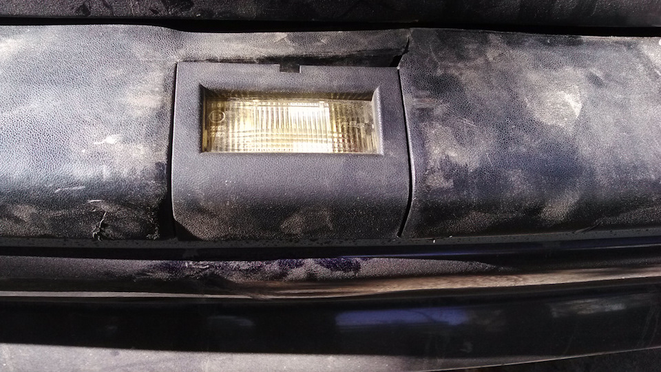 Светодиодная подсветка номера. — Opel Vectra A, 2 л, 1995 года ...
