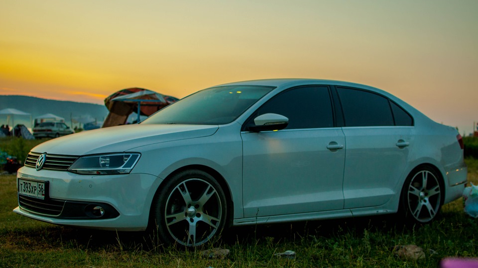 Volkswagen Jetta VI 1.4 бензиновый 2012 | 150 TSI на DRIVE2