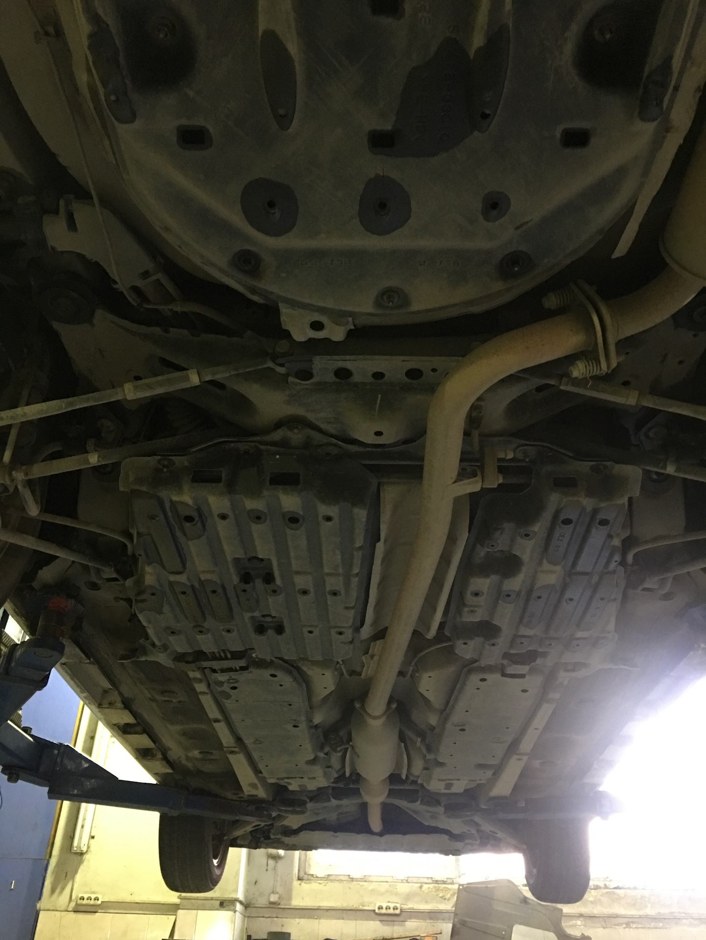 Адовая ходовая — Toyota Camry (XV50), 2,5 л, 2012 года | визит на ...