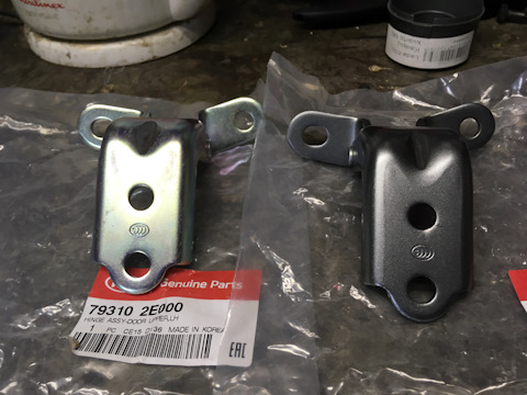 793102E000 Петля двери KIA HYUNDAI | Запчасти на DRIVE2