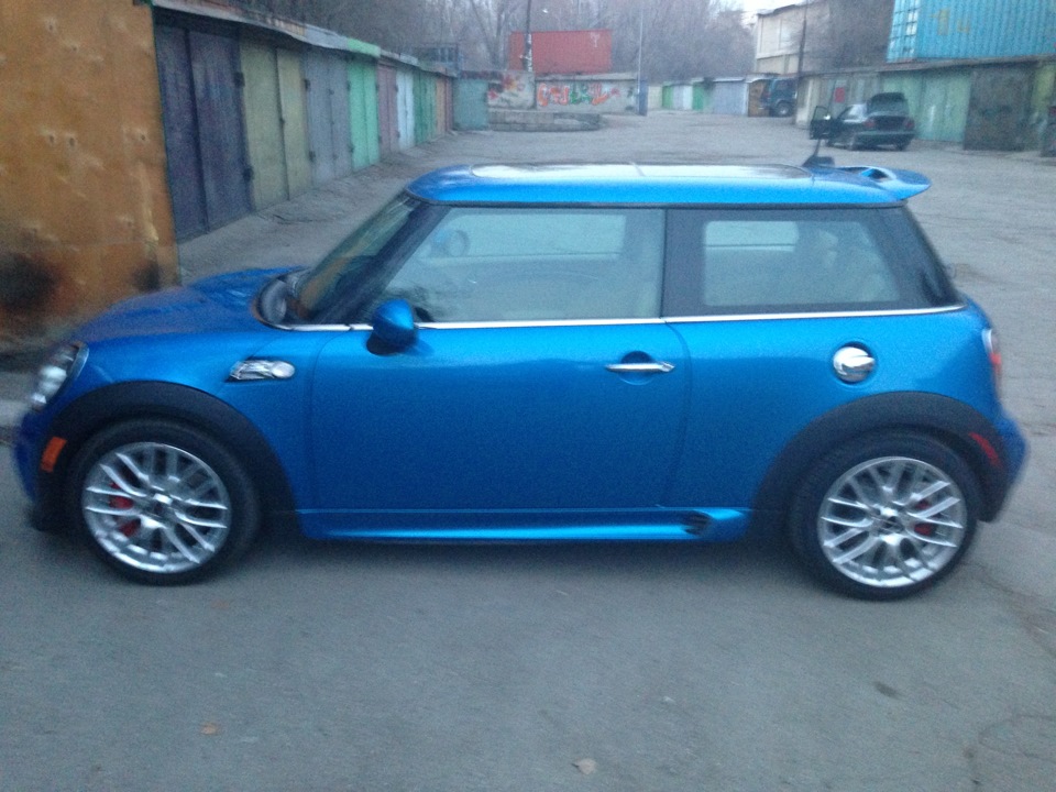 Она пришла в Алматы. — MINI Cooper S John Cooper Works, 1,6 л., 2009 года | обкатка | DRIVE2