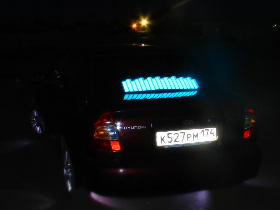 Эквалайзер на заднее стекло — Hyundai Accent (3G), 1,5 л, 2008 года ...