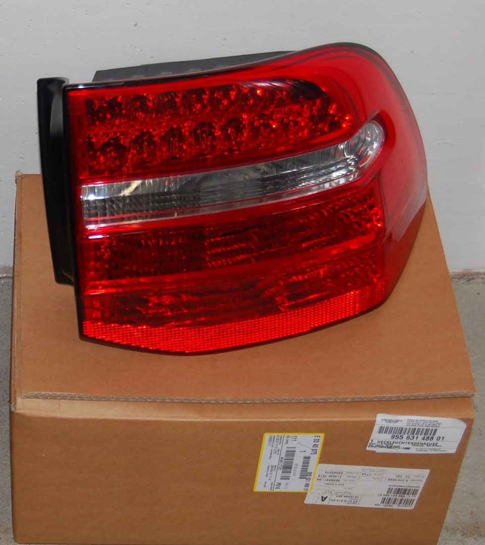 95563148801 ФОНАРЬ ЗАДНИЙ R VAG | Запчасти на DRIVE2