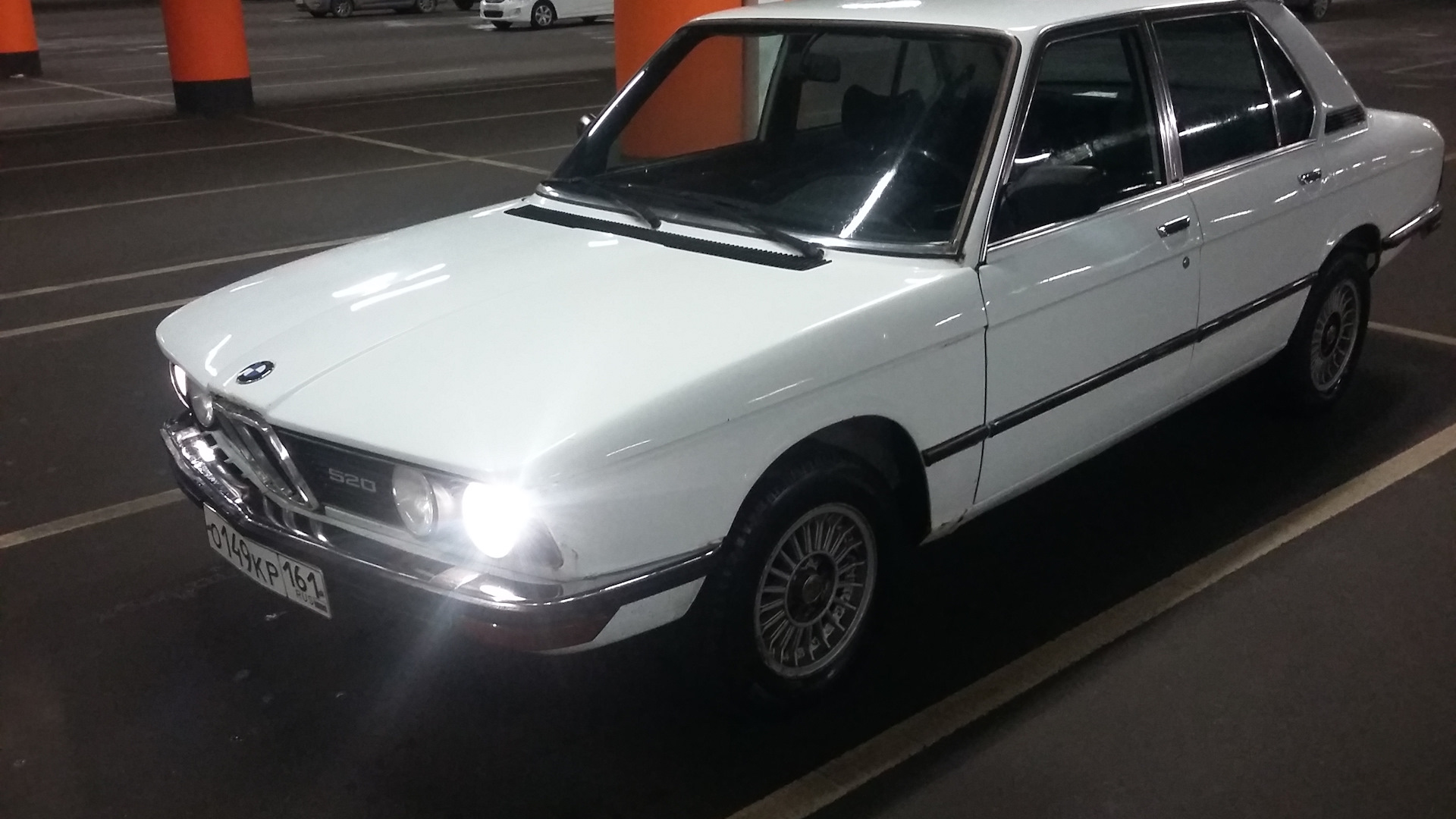 BMW 5 series (E12) 2.0 бензиновый 1981 | 520 Bavaria на DRIVE2