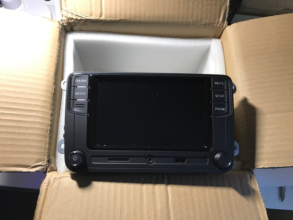 Замена штатной магнитолы на RCD330 plus — Volkswagen Polo Sedan, 1,6 л ...