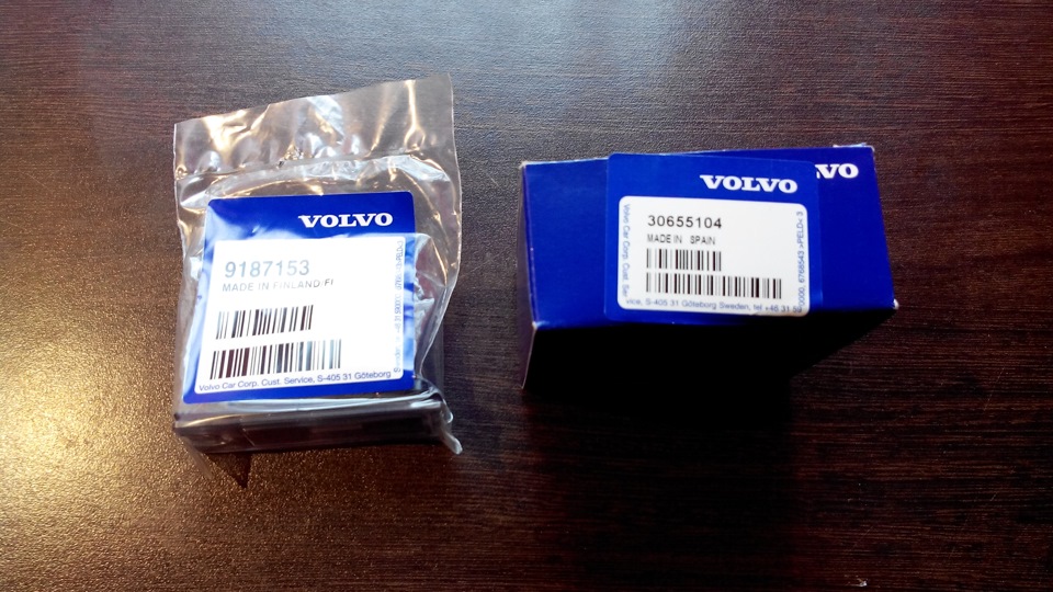 30655104 ЭМБЛЕМА 'VOLVO' РЕШЕТКИ РАДИАТОРА Volvo | Запчасти на DRIVE2