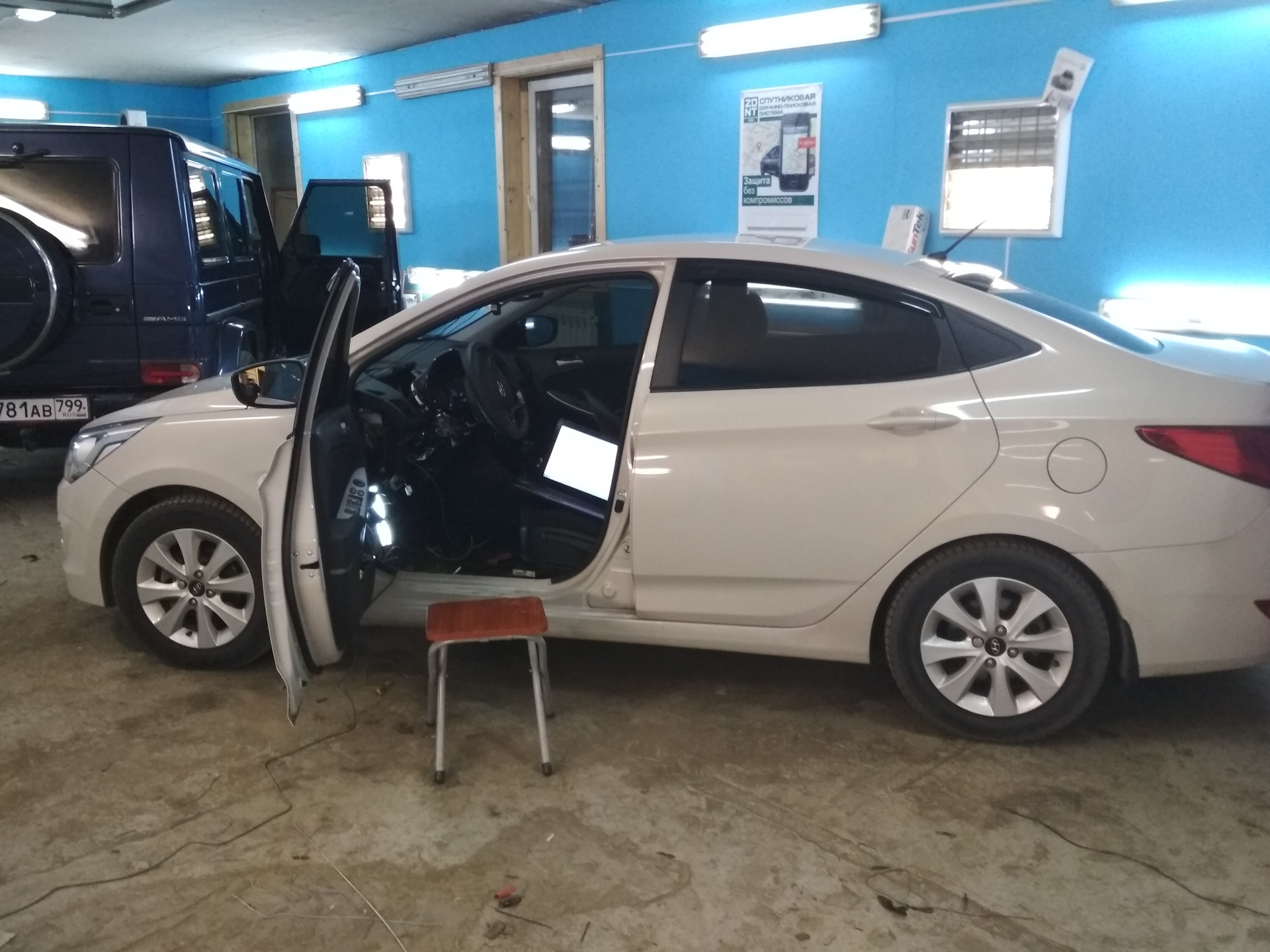 17. Спутниковая охранно-поисковая система с автозапуском Zont ZTC-710 и голосовая сирена ZONT МЛ ...