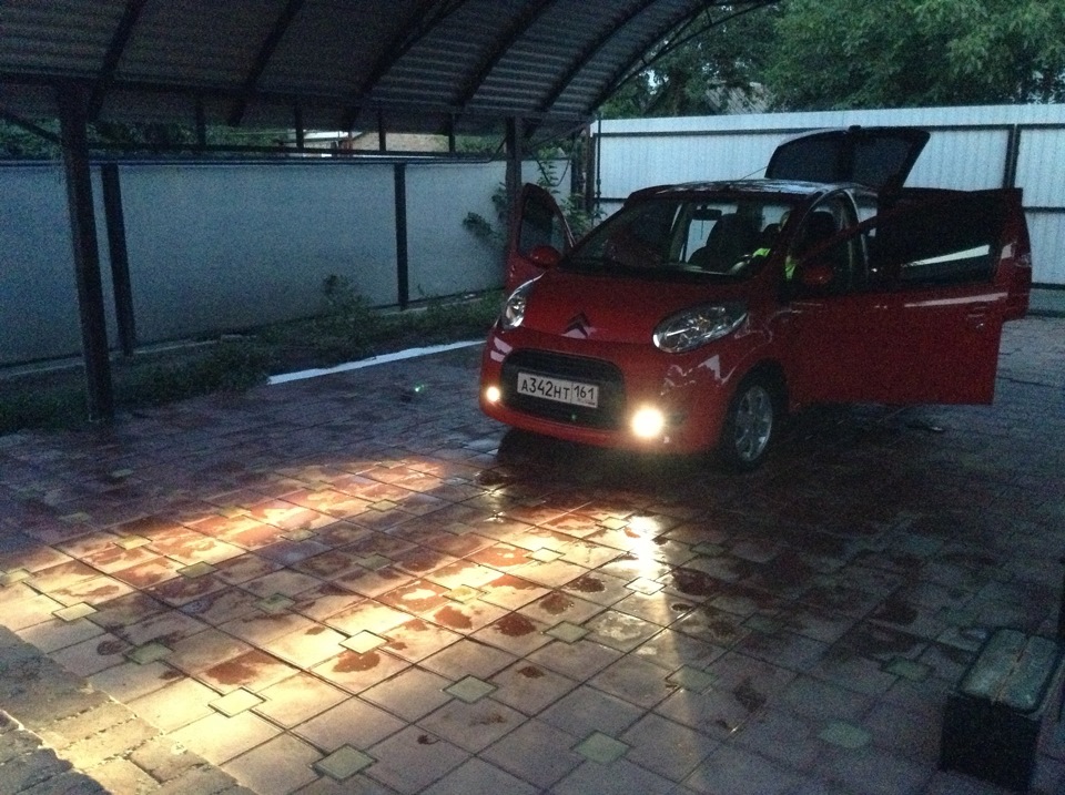 туманки — Citroen C1 (1G), 1 л, 2011 года | электроника | DRIVE2