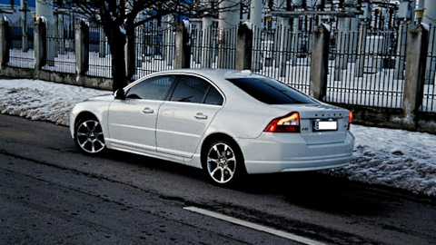 Volvo S80 (2G) 2.0 дизельный 2011 | R-DESIGN UA на DRIVE2